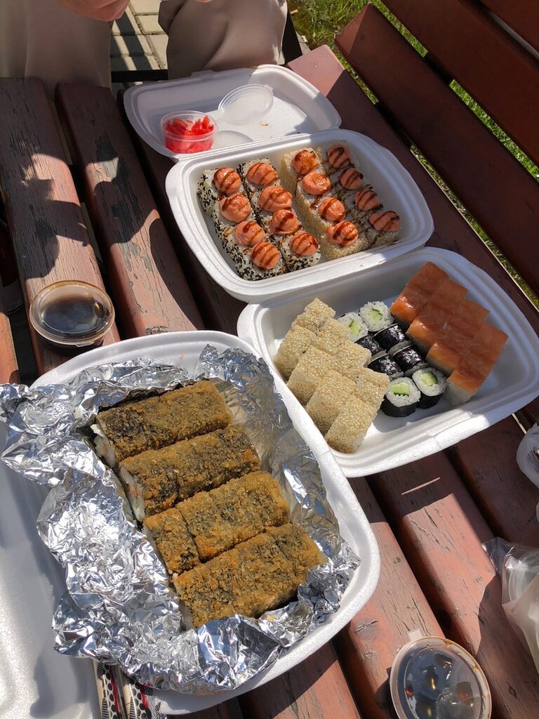 Suşi restoranı Sushi Pizza 312, Mytişçi, foto