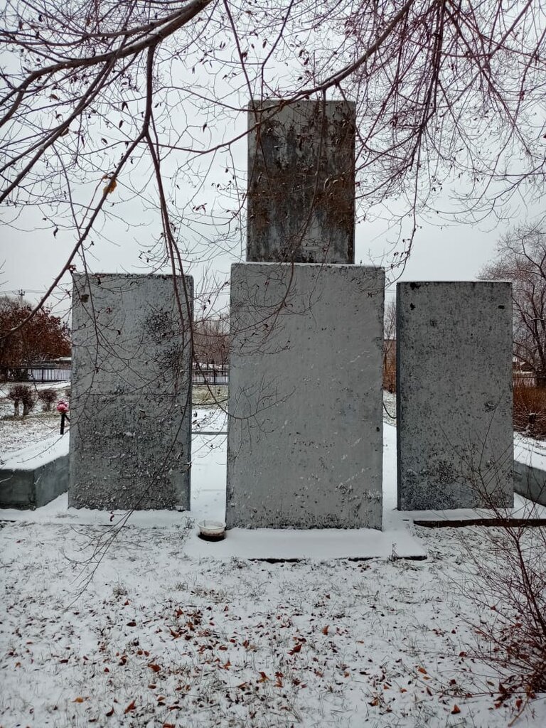 Anıt, heykel Памятник Великой Отечественной войне, Hakasya, foto