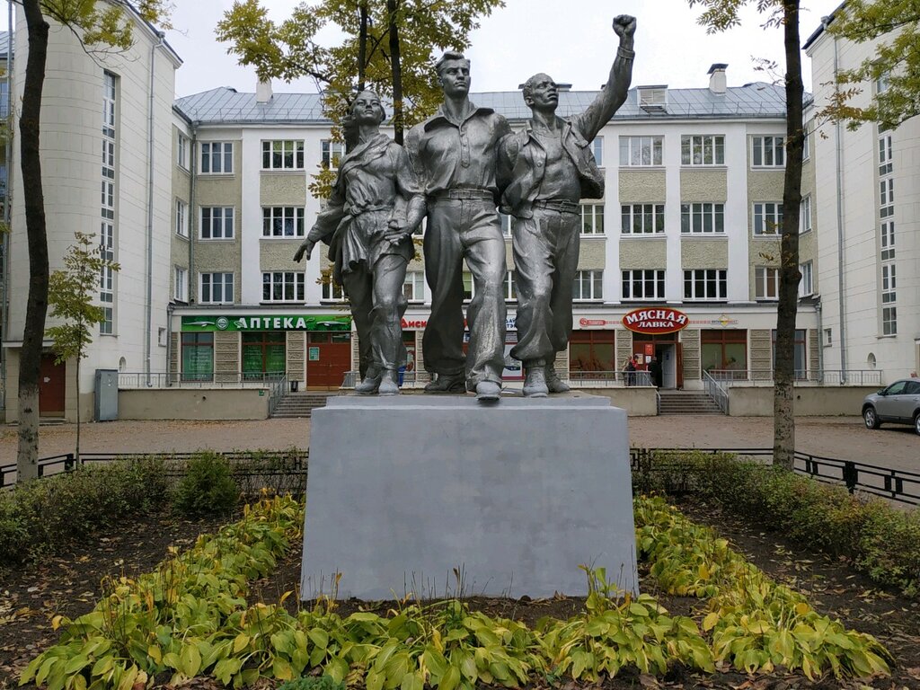 Anıt, heykel Дружба народов, Vitebsk, foto