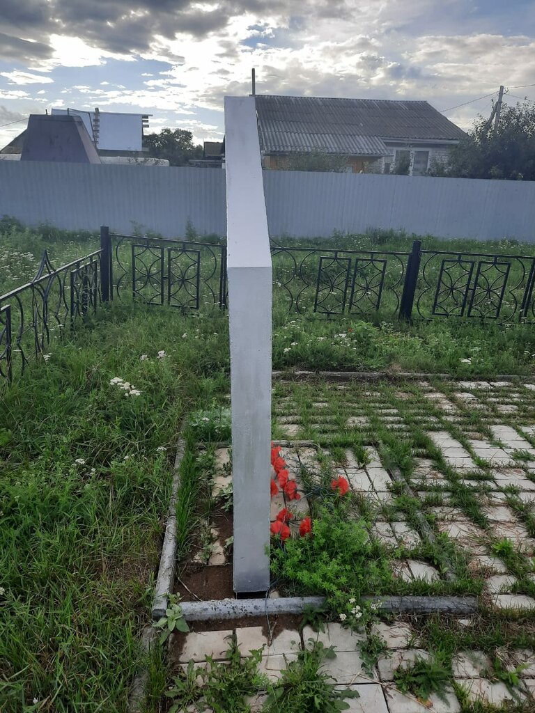 Anıt, heykel Обелиск воинам-односельчанам, павшим в Великой Отечественной войне, Tataristan, foto