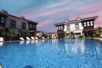 Reyhan Hanım Konakları (Alaçatı Mah., 13064 Sok., No:3-1, Çeşme, İzmir), otel  Çeşme'den