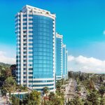 Marine Symphony (Krasnodar Territory, Sochi, Lenina Street), konut blokları  Soçi'den