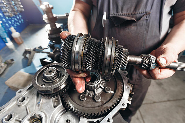 Express yağ değişim noktası Uc Transmission Specialists, Texas, foto