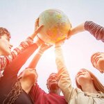 Language Links Lausanne (Avenue Louis- Ruchonnet No:4, Lausanne), ortaokul  Lozan'dan