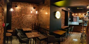 Trambolin Burger Kafe (ulitsa Karla Marksa No:20), kafe  Svobodniy'den