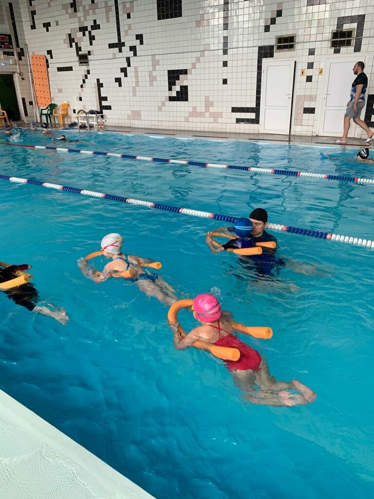 Yüzme havuzları Sportykidsmoscow, Moskova, foto