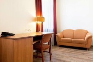 Narva Hotel (Aleksander Puskini street No:6), otel  Narva'dan