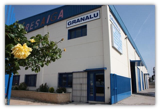 Kamyon ve ağır vasıta satış ve servis firmaları Talleres Resaiga, Madrid, foto