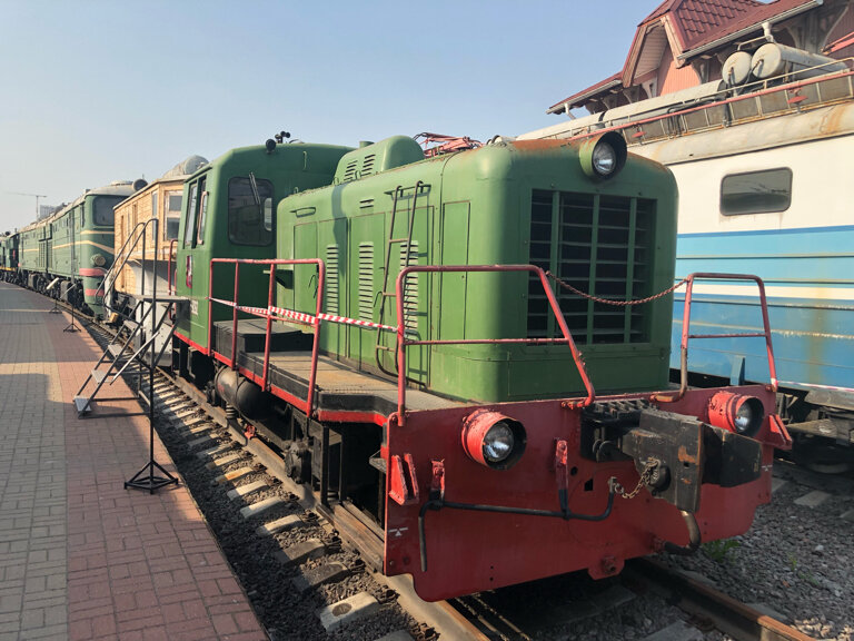 Park, sokak heykeli Тепловоз Тэ1-20, Moskova, foto