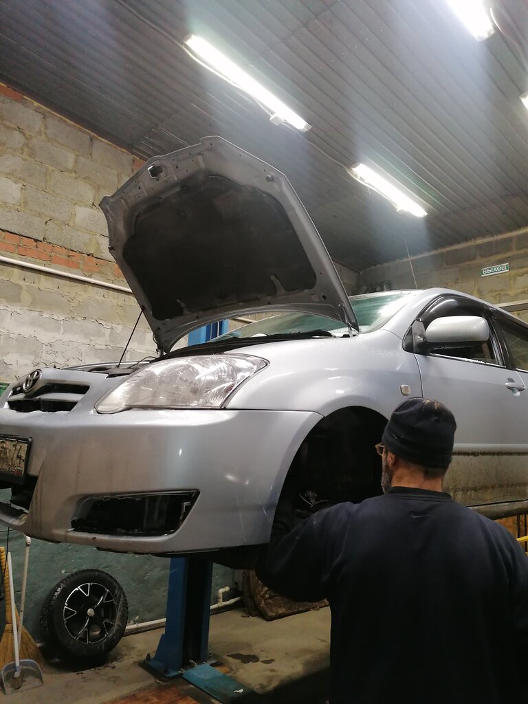 Otomobil servisi Автосервис, Çeliabinsk, foto