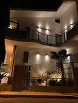Studio Medico Odontoiatrico Dr. Azzone Giuseppe (Tuscany, province of Florence, Borgo San Lorenzo, Via Franco Basaglia, 13), özel ağız ve diş sağlığı klinikleri ve muayenehaneleri  Puglia'dan
