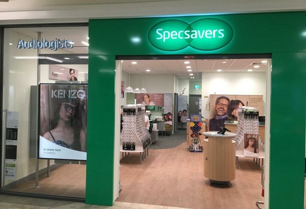 Giyim mağazası Specsavers Opticians & Audiologists - Donaghmede, Dublin, foto