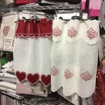 Fiorellino - Tendaggi Biancheria Merceria (Piedmont, Provincia di Novara, Via Federico Peretti, 69), giyim mağazası  Piyemonte'den