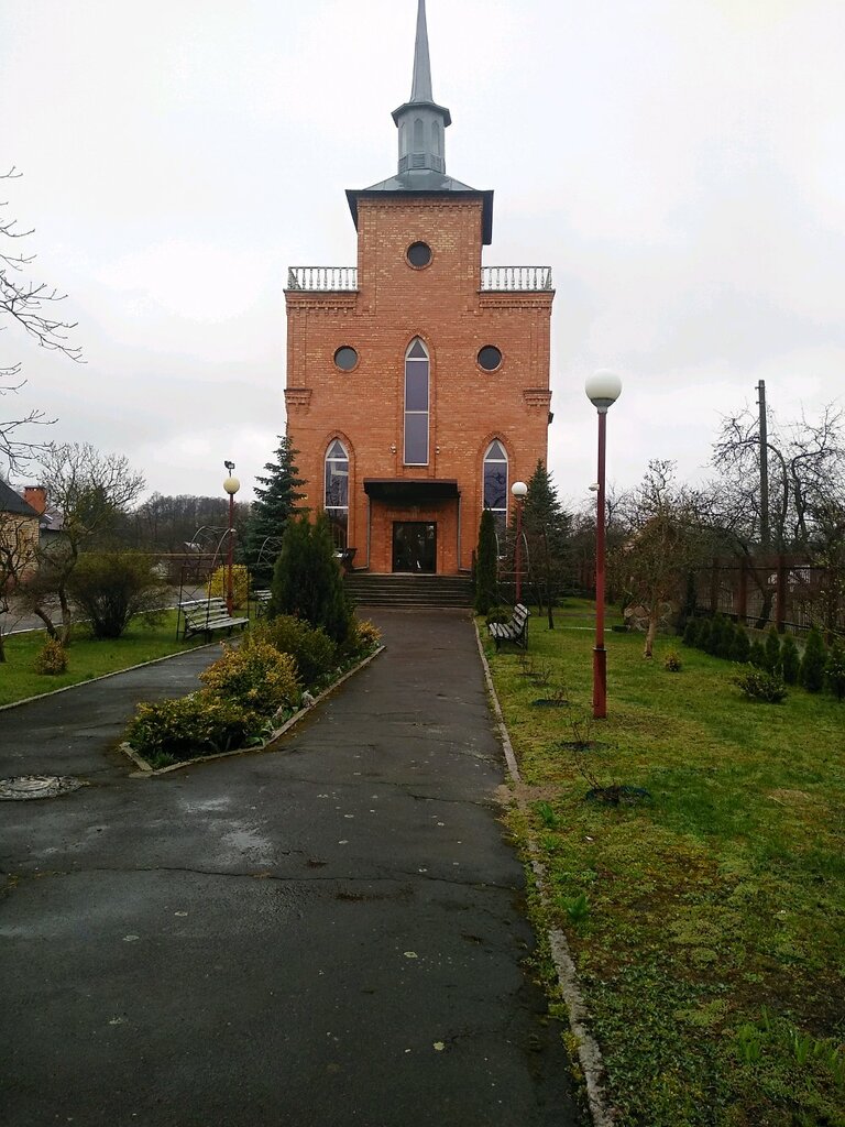 Protestan kilisesi Дом молитвы свидетелей Иеговы, Brest, foto