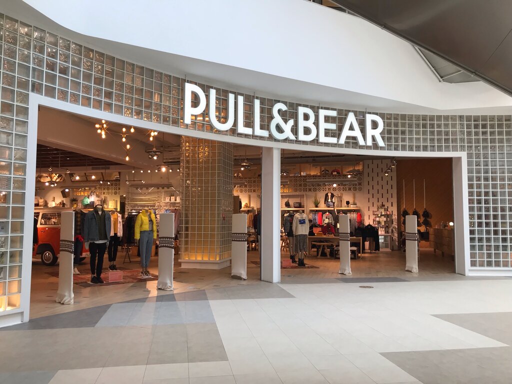 Giyim mağazası Pull & Bear, Saint‑Petersburg, foto