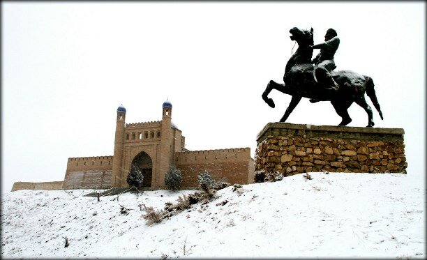 Turistik yerler Muğkale, İsteravşan, foto