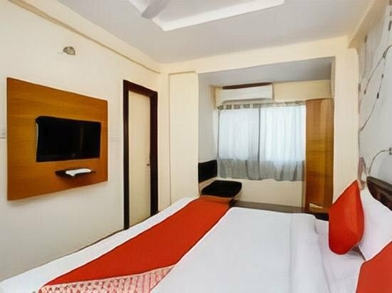 Otel Oyo 36211 Hotel Padma Palace, Ujjain, foto