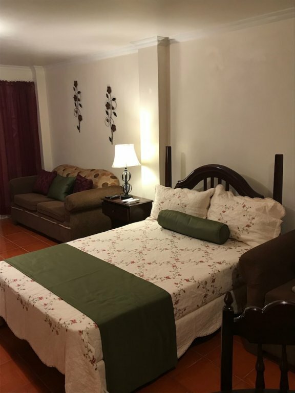 Otel Lawrence Pool House, Montego Bay, foto