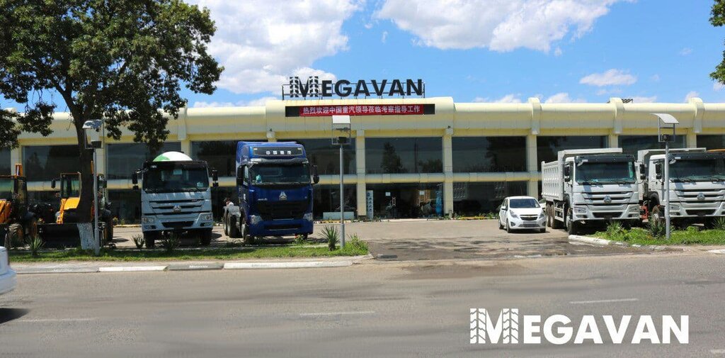 i̇nşaat makinaları ve ekipmanları Megavan, Taşkent, foto