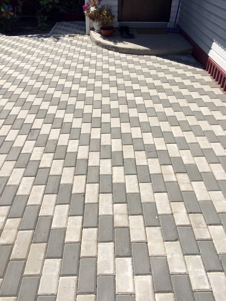 Kaldırım taşları Lipetsk Plitka, Lipetsk, foto