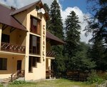 Sauluk (Karachaevskaya Street No:19/2, Resort Settlement of Dombay), otel  Karaçay‑Çerkez Cumhuriyeti'nden