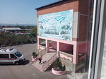 Shkola № 4, Srednyaya, Mou (Zavodskaya ulitsa No:37), ortaokul  Goriaçi Kliuç'tan