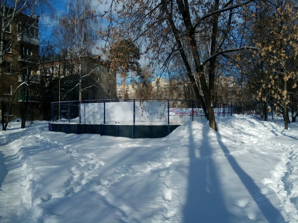 Buz pateni pistleri Ice rink, Moskova, foto