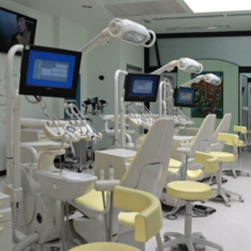 Özel ağız ve diş sağlığı klinikleri ve muayenehaneleri Studio Dentistico Dr. Gabriele Galassini, , foto