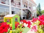 Kottedzh Desyat Zvezd (Lymanska vulytsia No:25/2, Tsentralnyi raion, selyshche miskoho typu Zatoka), otel  Odessa Bölgesi'nden