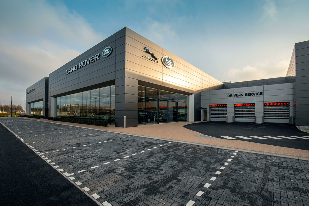 Otomobil satış galerileri Sytner Land Rover Bristol, İngiltere, foto