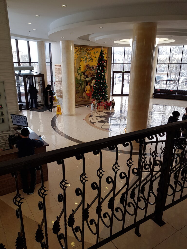 Tıp merkezleri ve klinikler Avıtsenna, Kökşetav, foto
