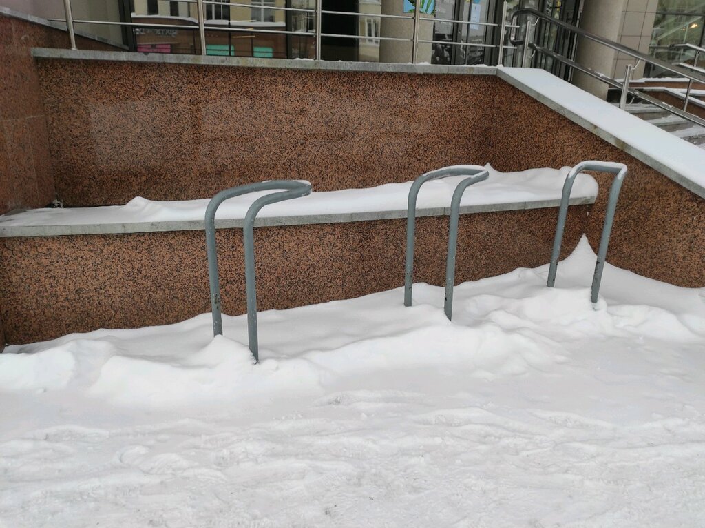 Bisiklet park yerleri Велопарковка, Yekaterinburg, foto