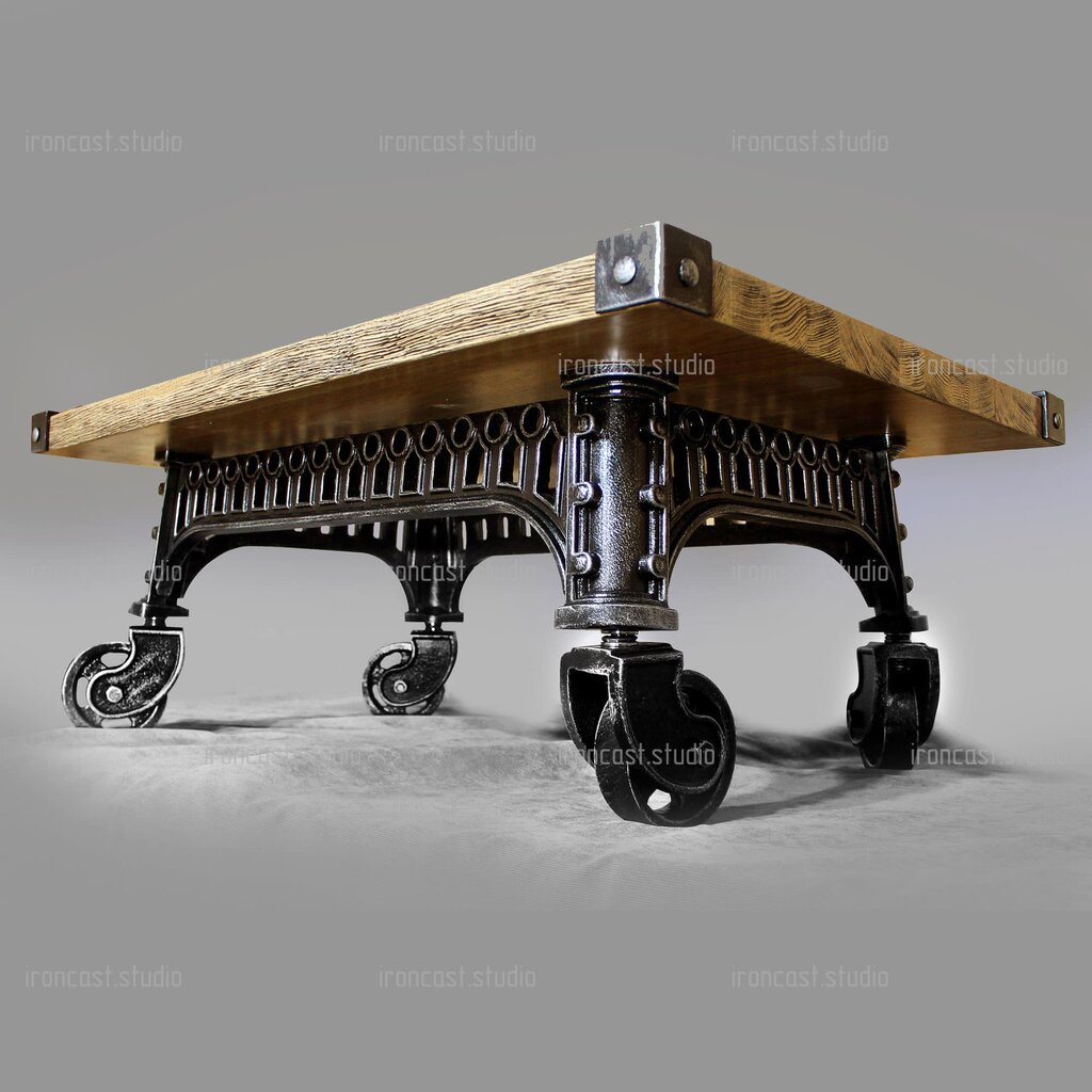 Özel mobilya yapımı Ironcast, Novoçerkassk, foto