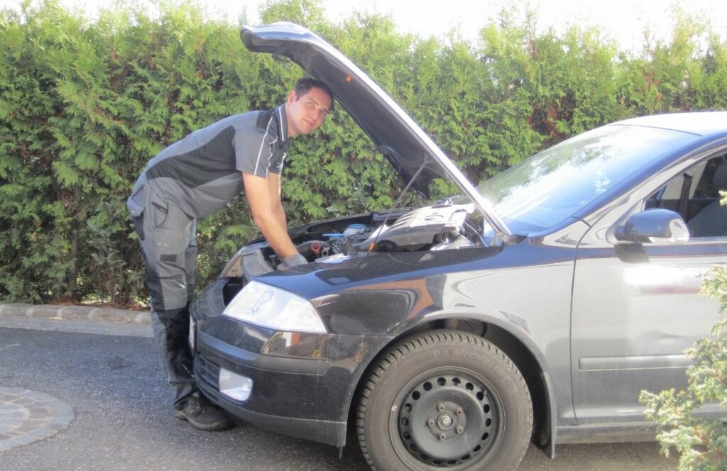 Otomobil servisi Poppi's Werkstatt - Daniel Poppinger, Aşağı Avusturya, foto