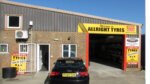 Allright Tyres (Bolney, Unit 10, Bolney Grange business park), otomobil ekspertizi  İngiltere'den