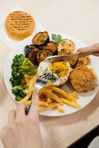 Vostochniy Ekspress (Ust-Kurdyumskaya ulitsa No:11В), fast food  Saratov'dan