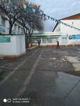 School No. 2 (Syrdarya Region, Gulistan, 4-mavze), ortaokul  Gülistan'dan