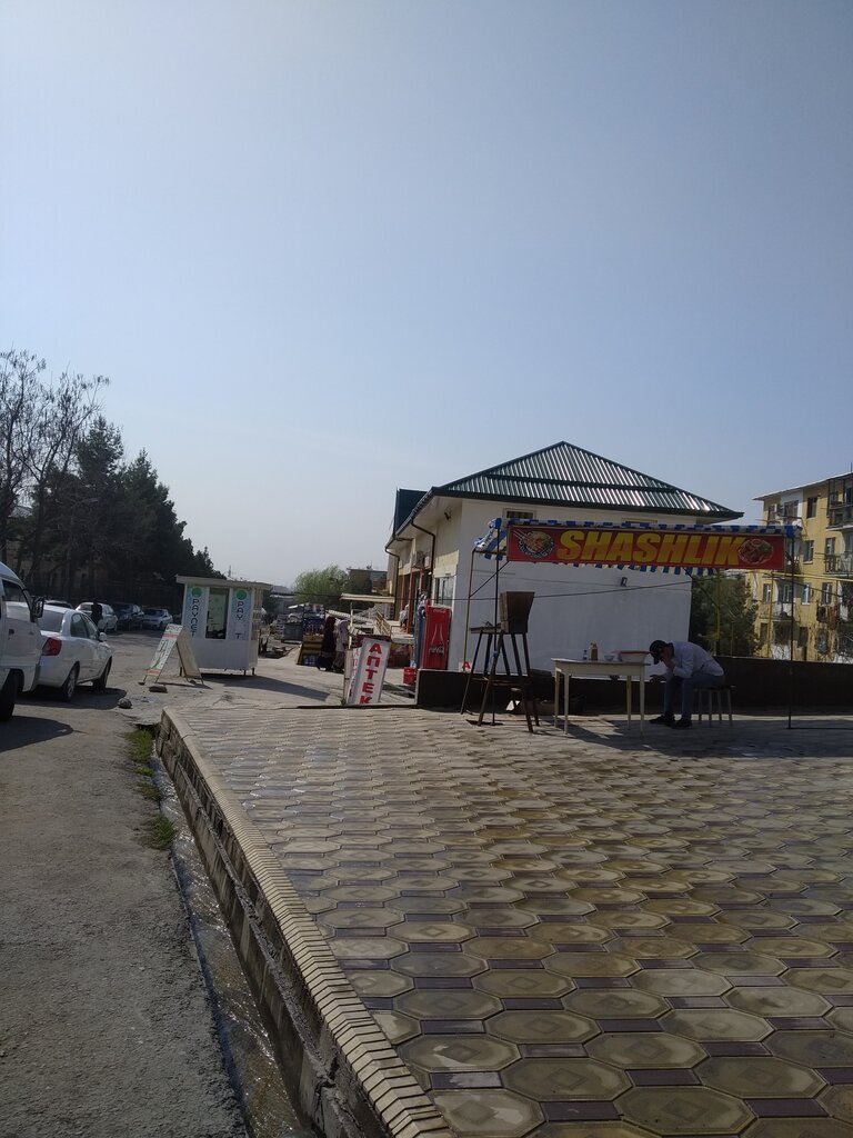 Kafe Shashlik, Nemengan, foto