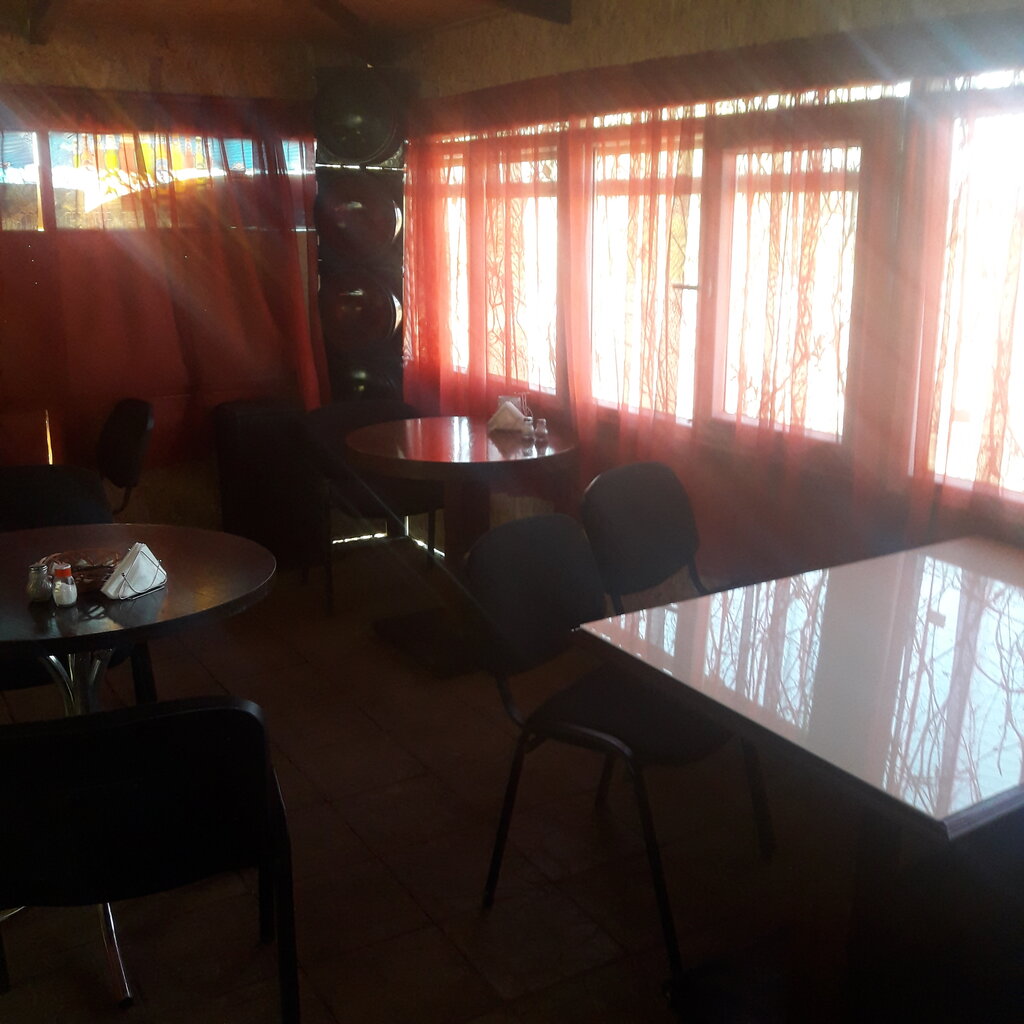 Kafe Кафе Полевой стан, Orenburgskaya oblastı, foto