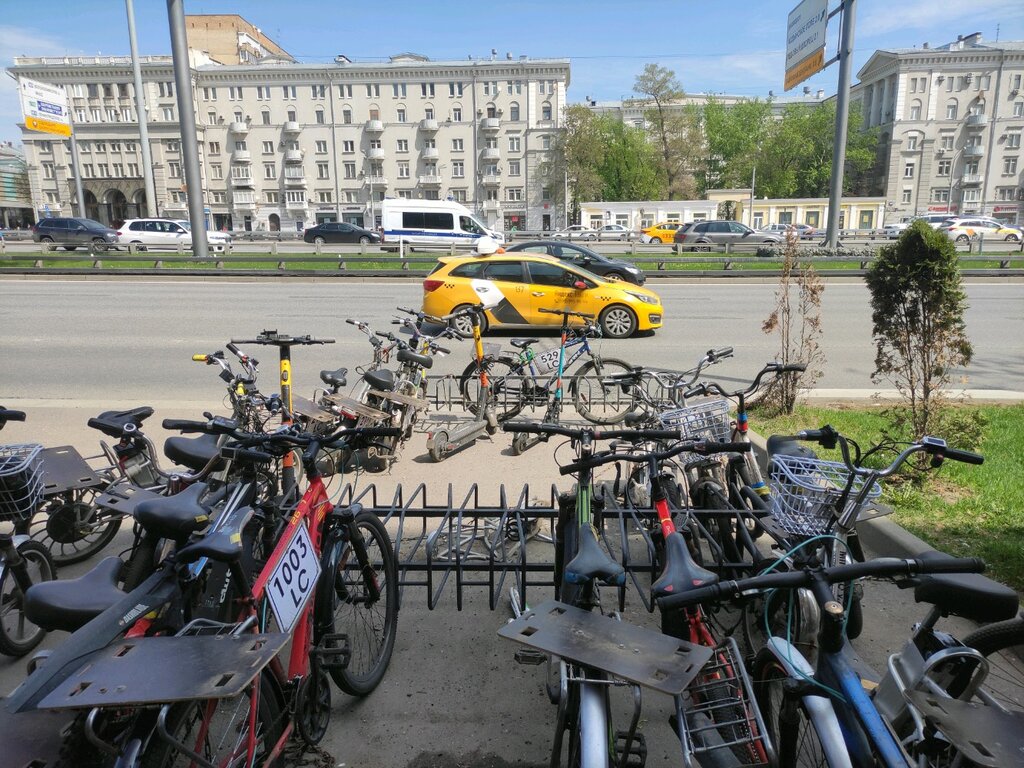 Bisiklet park yerleri Bicycle parking, Moskova, foto