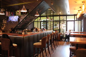 NeGorkiy sad (Maxim Gorky Street No:72), restoran  Izhevsk'ten