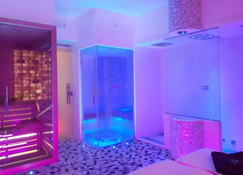 Sağlık merkezleri Paradise SPA E Relax, , foto