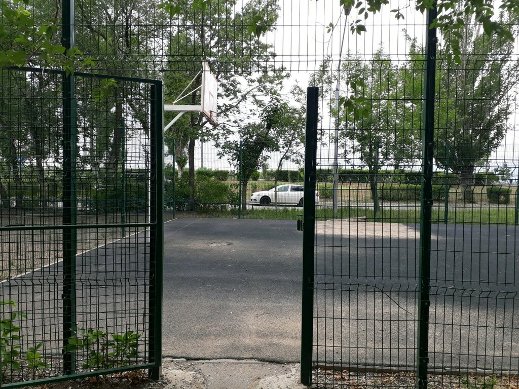 Spor alanı Баскетбольная площадка, Astrahan, foto