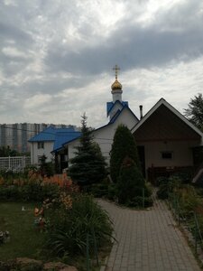 Свято-Алексиевский женский монастырь (Saint Petersburg, Krasnoselskiy District, istoricheskiy rayon Sosnovka), manastır  Saint‑Petersburg'dan