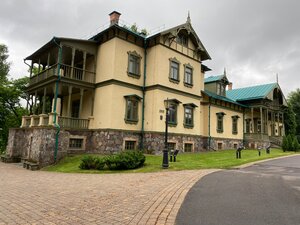 Loshycki Manor and Park Complex (Minsk, Loshycki Manor and Park Complex), kültür ve eğlence parkları  Minsk'ten