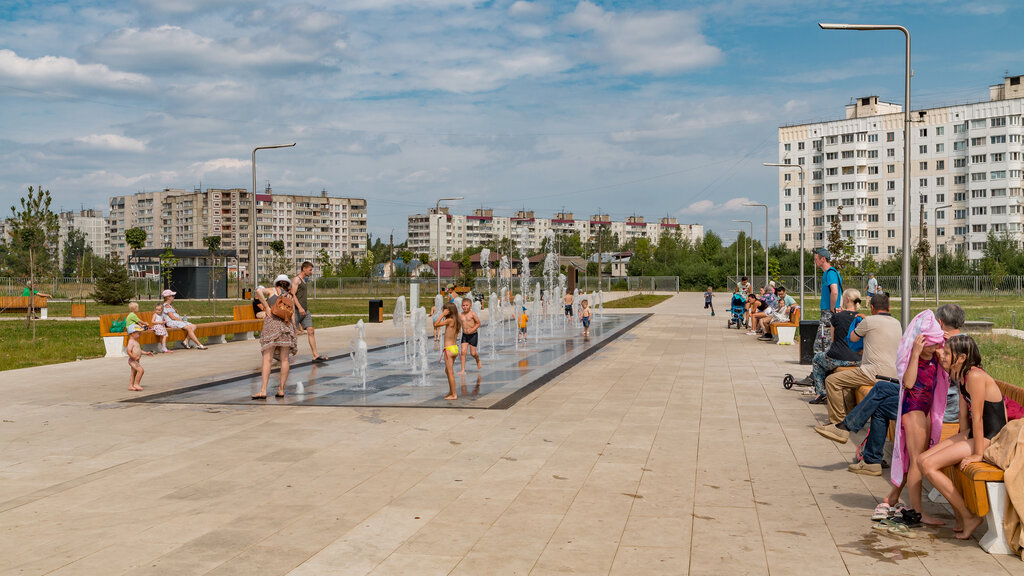Çeşme Светомузыкальный фонтан, Tver, foto