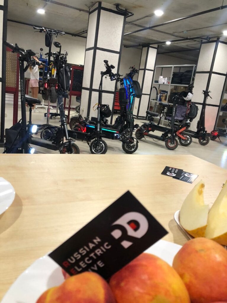 Kişisel elektrikli araç tamiri Red, Samara, foto