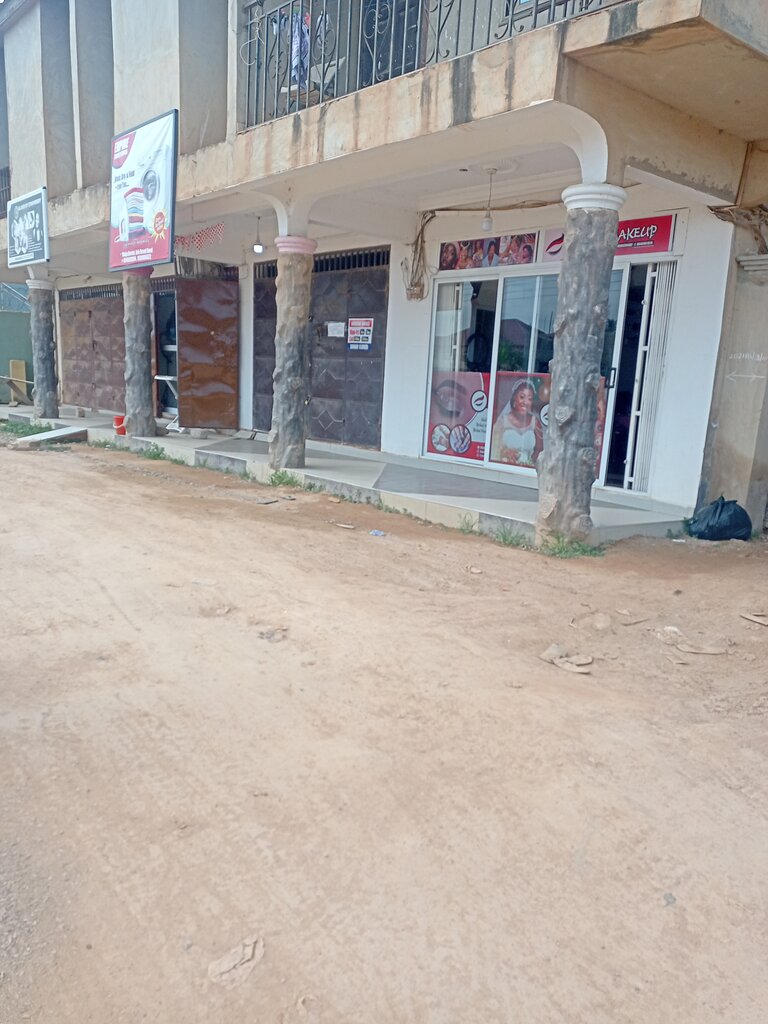 Stil uzmanı, makyöz Coded makeup, Dünya, foto