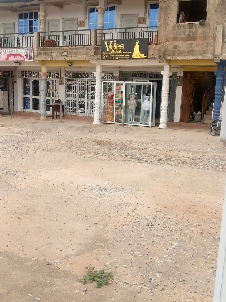 Giyim mağazası Vees couture, Dünya, foto