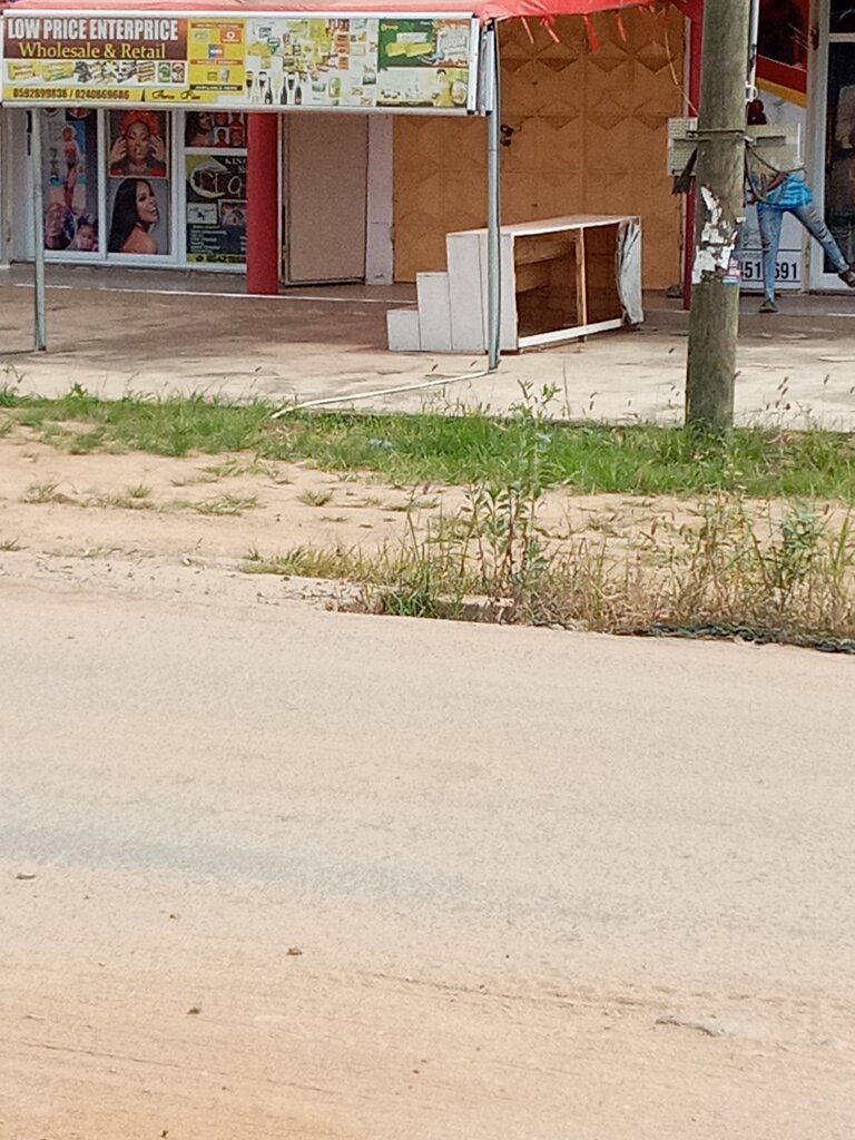 Alışveriş merkezleri Low price enterprise, Dünya, foto